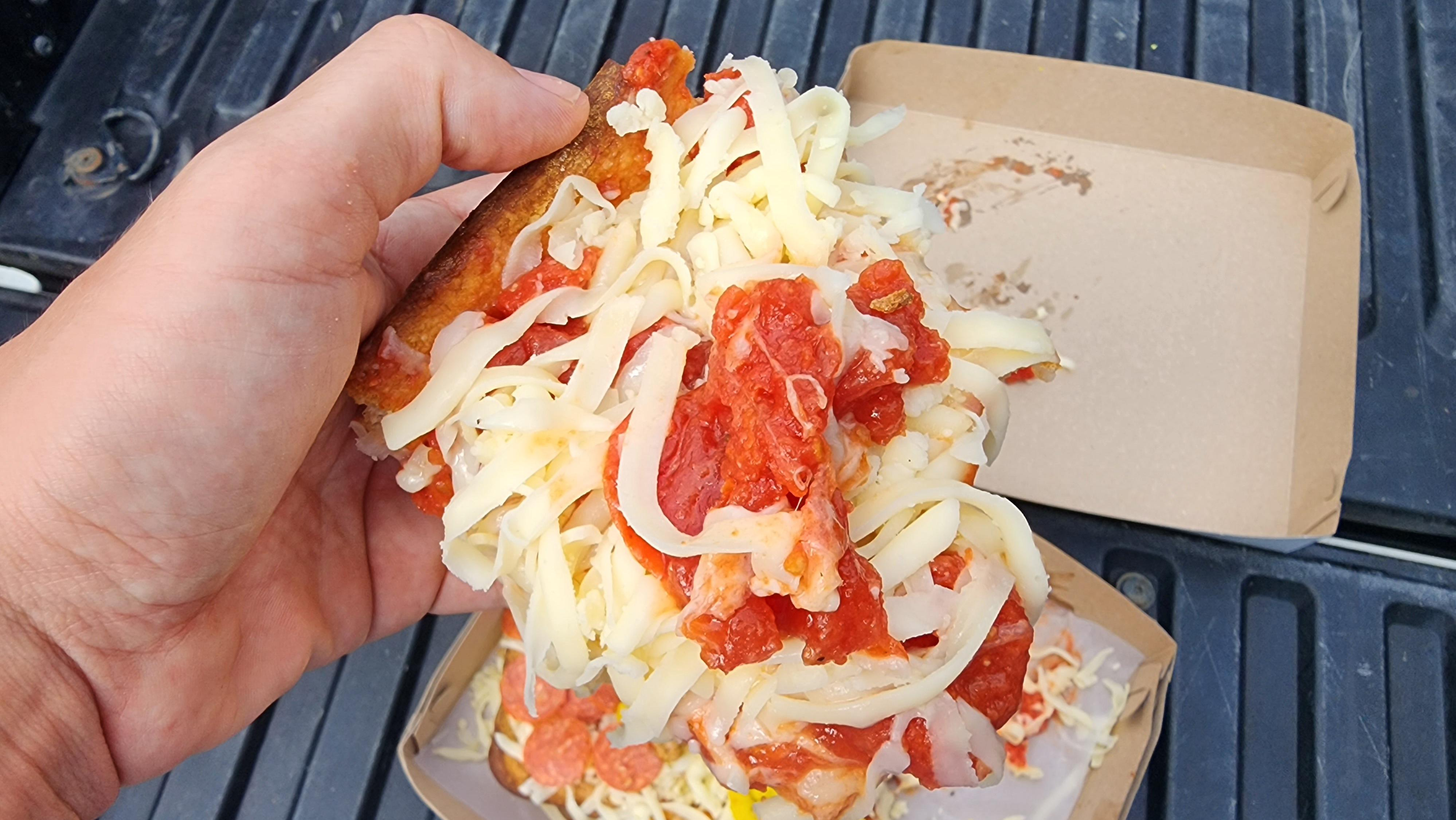 Why Ohio Valley Pizza is Topped With Cold, Unmelted Cheese