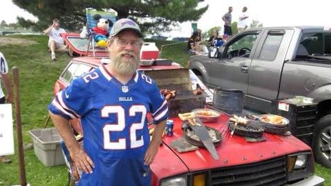 Pinto Ron, Buffalo Bills superfan, hosts the best tailgate ever