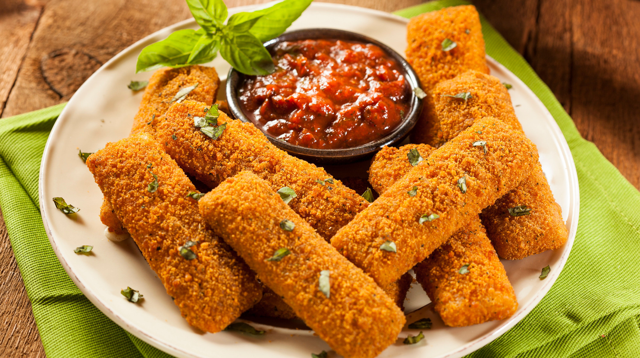 The Takeout's Fantasy Food Draft: Best Football-Party Snack