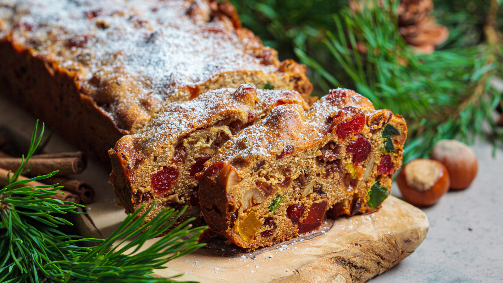 Tips For Making A Fruitcake That's Moist And Delicious