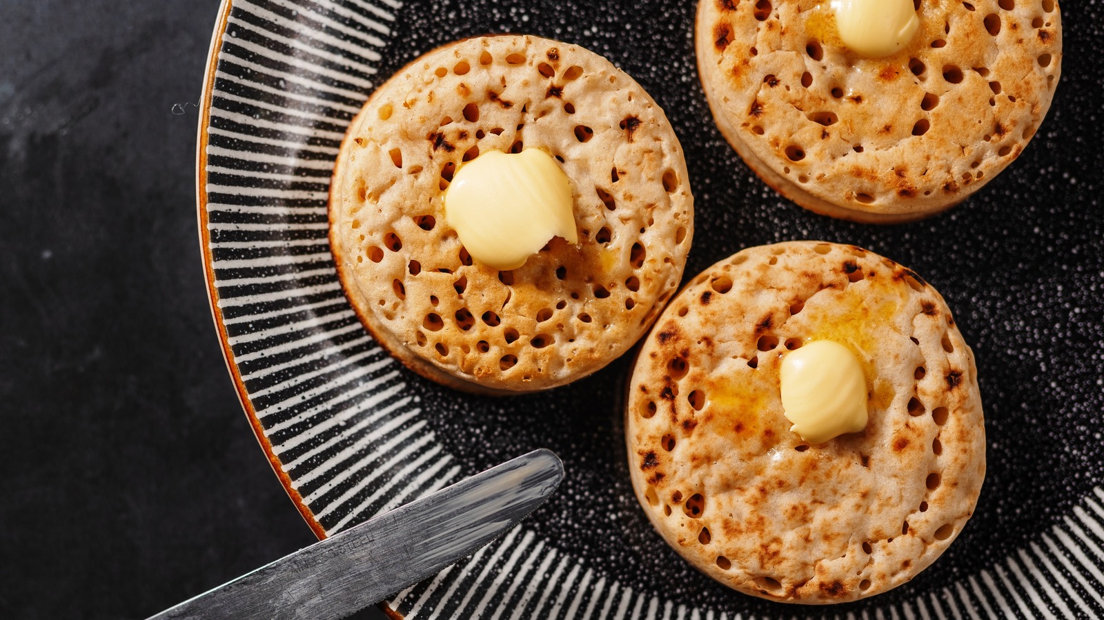 Pikelets Vs Crumpets: Is There A Difference?
