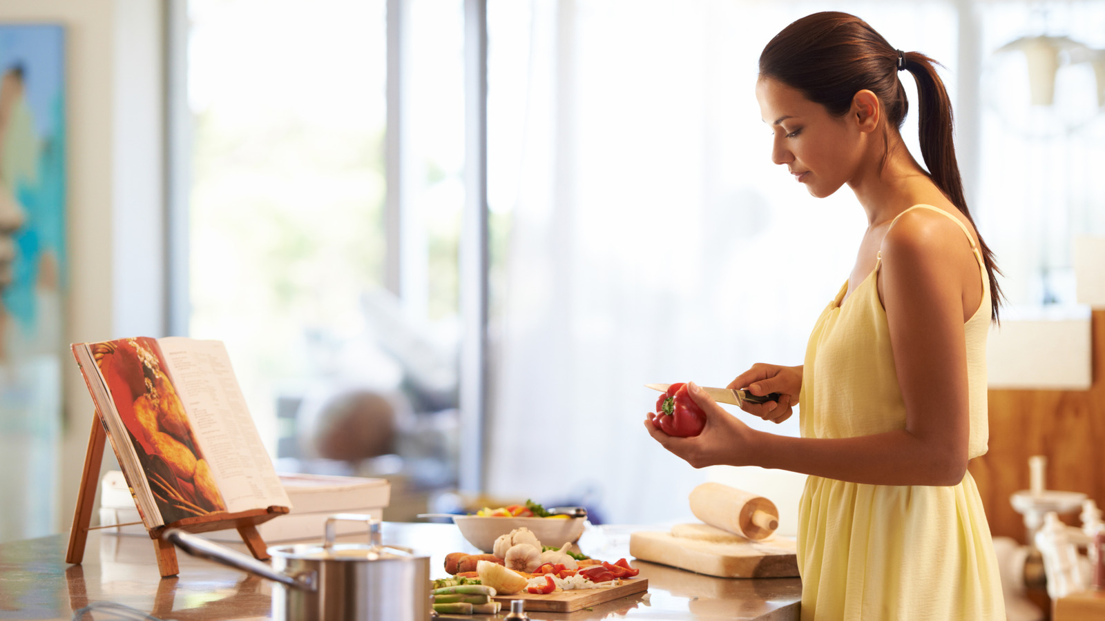 Are Recipe Stands Really Worth Buying For The Kitchen?