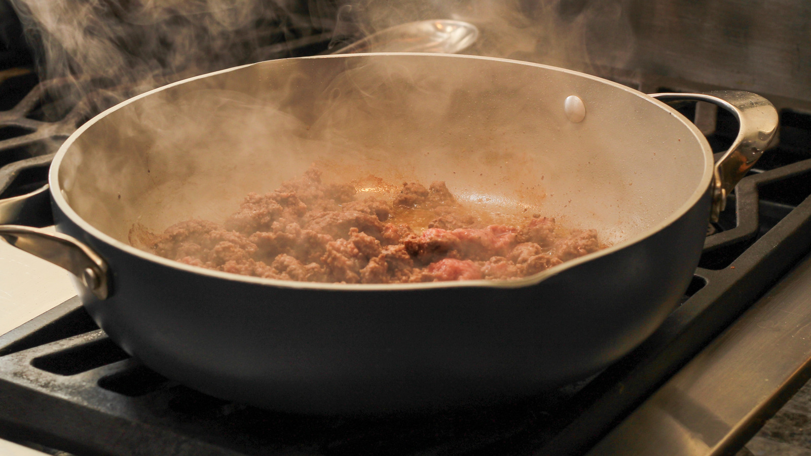 Avoid Gray And Watery Ground Beef By Never Skipping This Crucial ...