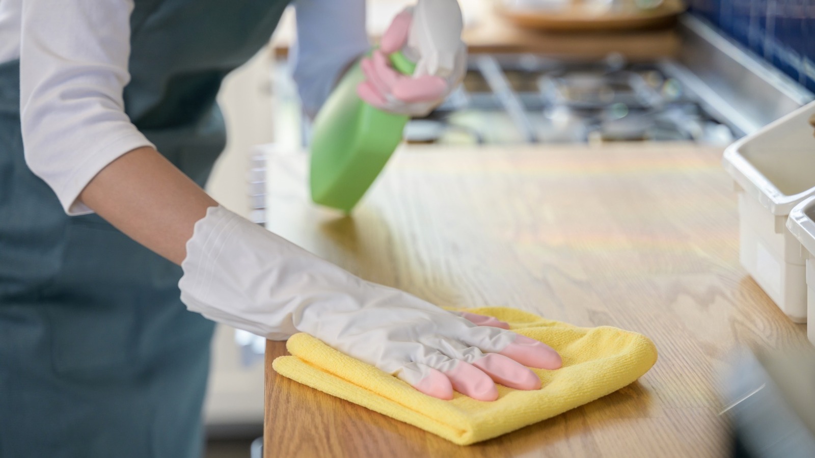 Don't Have Any Cleaning Products For The Kitchen? Reach Inside Your ...