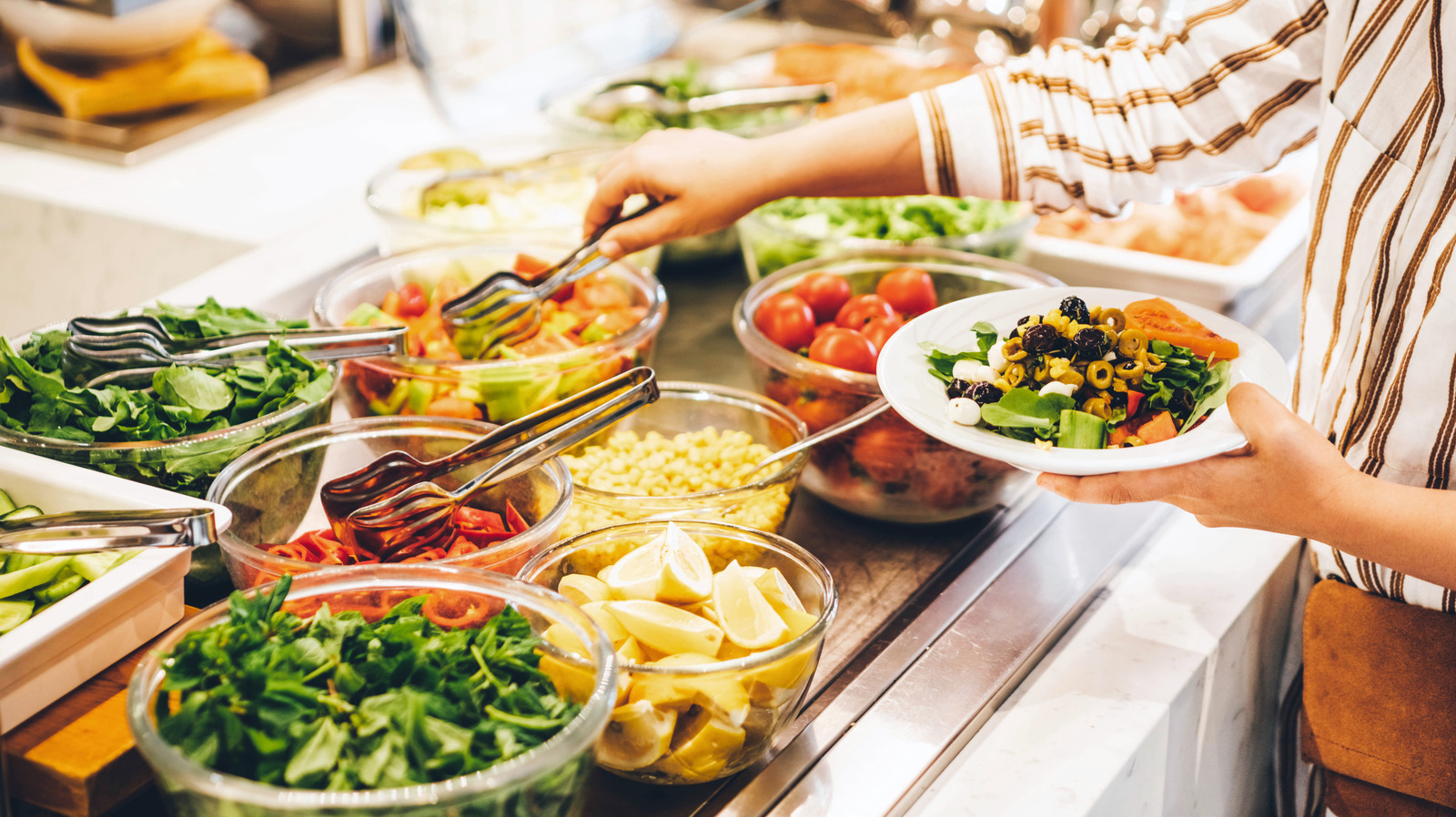 Foods You Should Never Eat From A Buffet