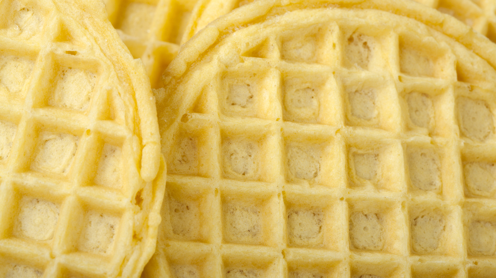 Frozen Waffles Are The Perfect Bread Alternative For This Classic Sandwich