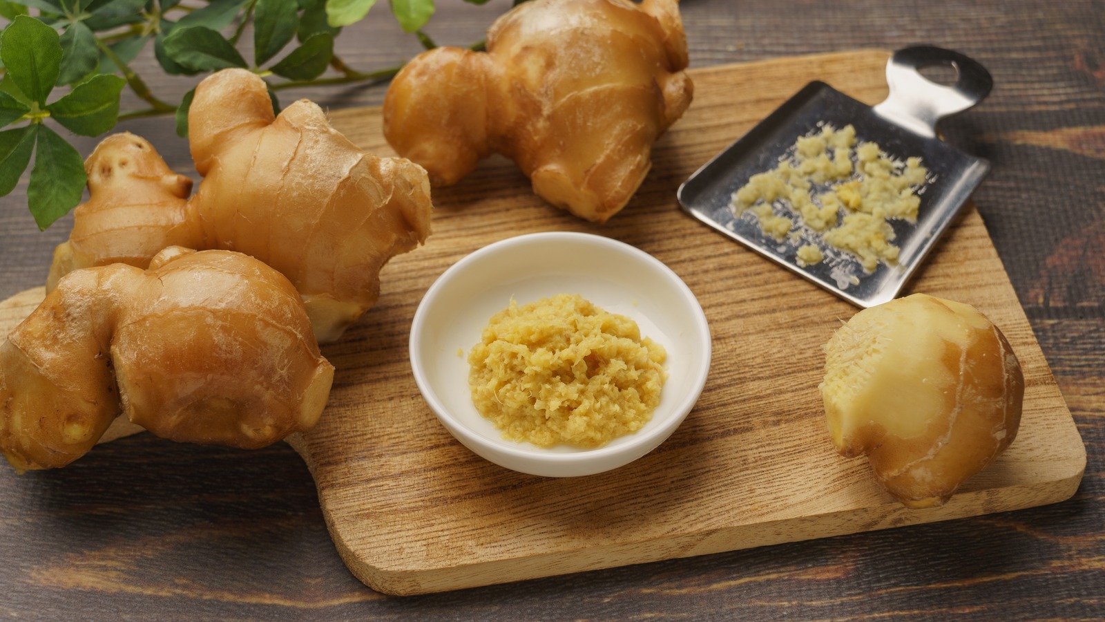 Here's How To Grate Ginger Without A Special Tool
