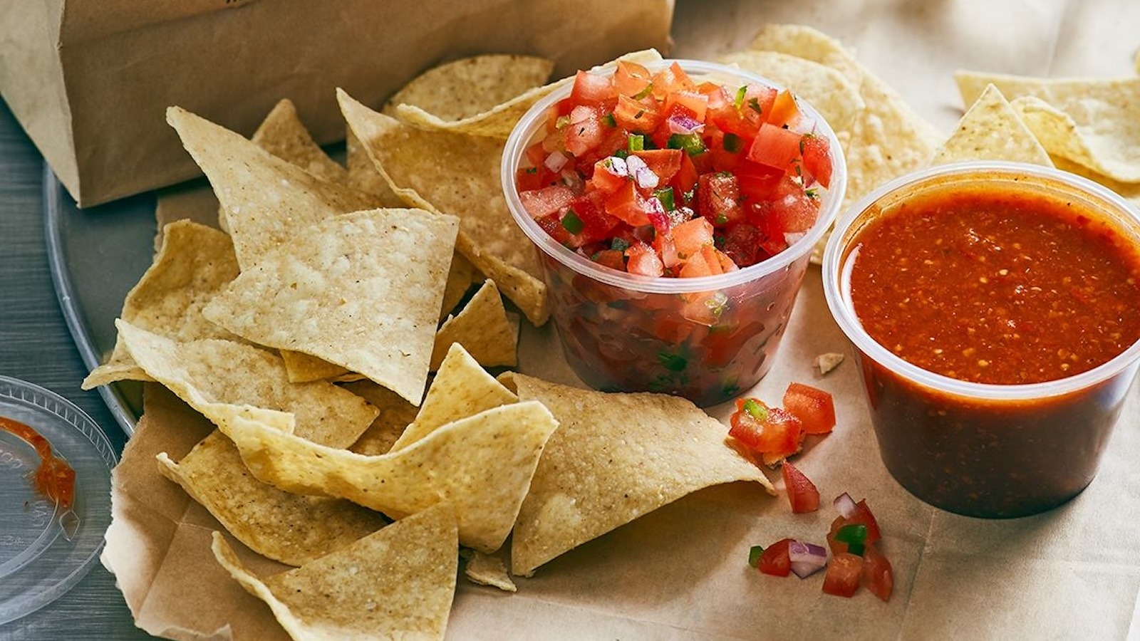 Here's Why The Tortilla Chips At Chipotle Taste So Good