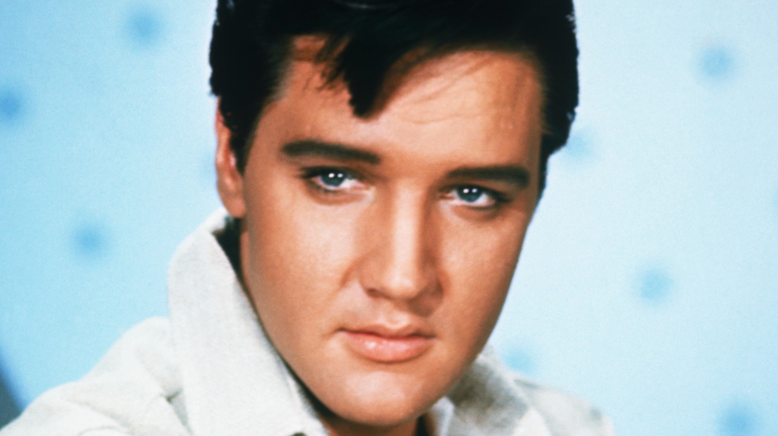 How Elvis' Favorite Soda Is Connected To One Of His Biggest Hits