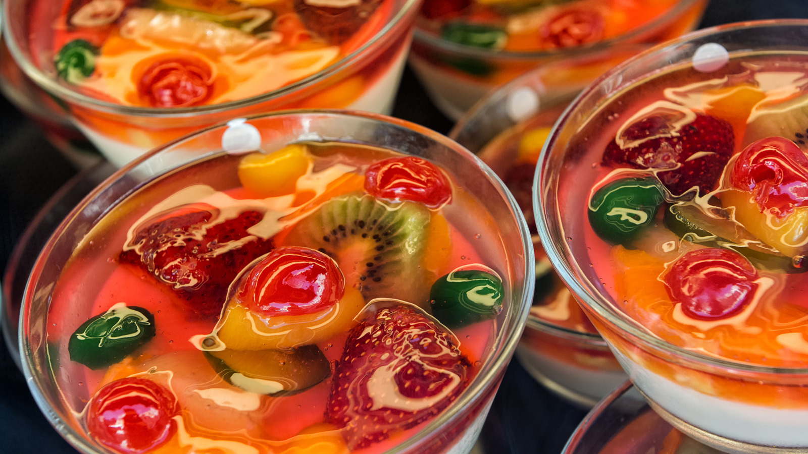 How Jell-O Changed The Definition Of Salads In The 20th Century