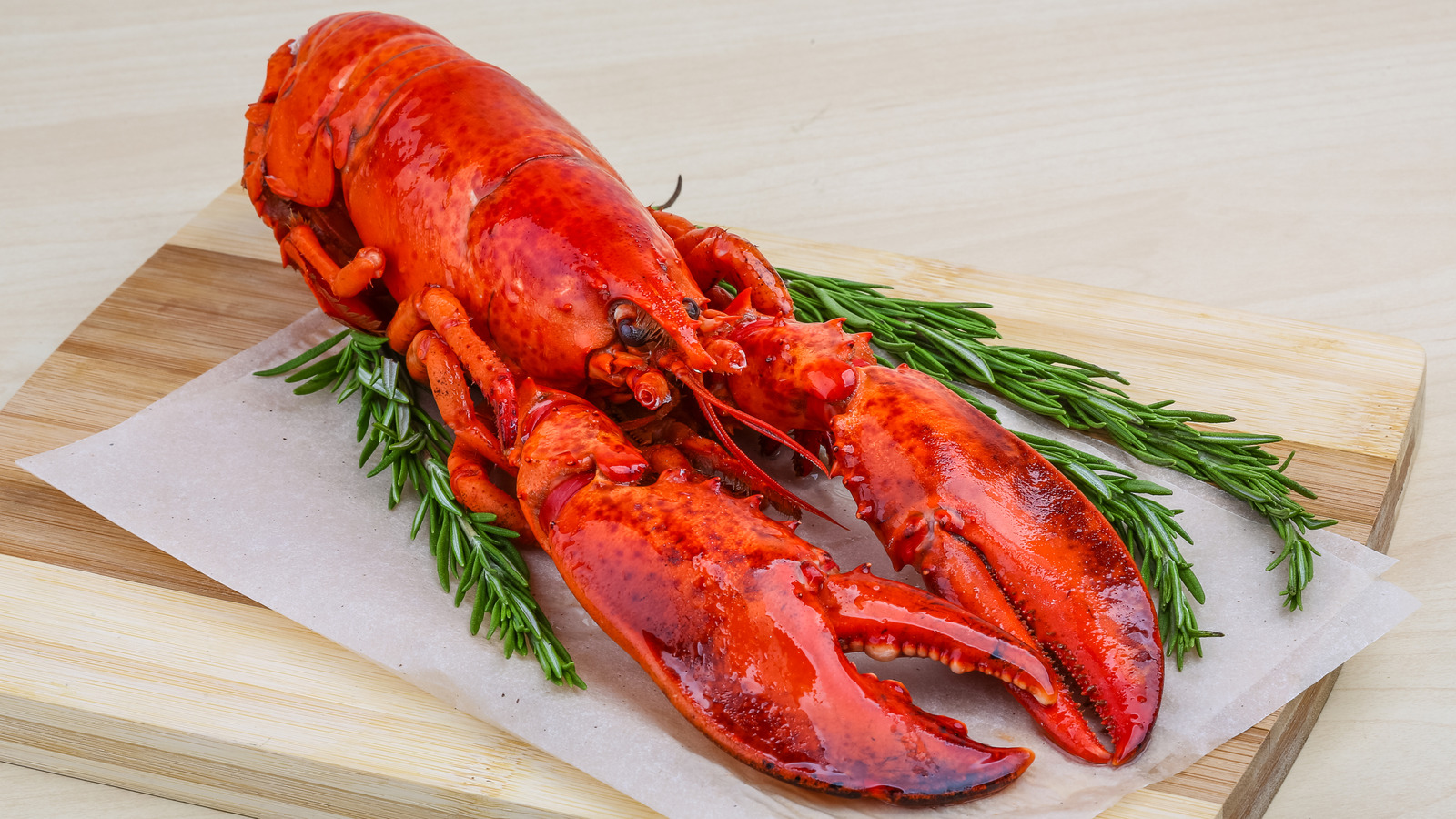 How To Eat Lobster Like A Connoisseur