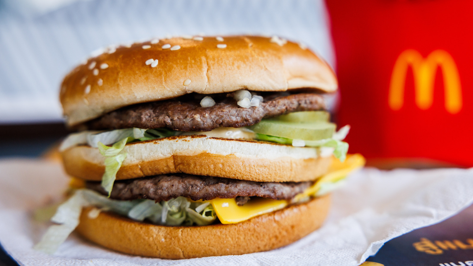 Bob's Big Boy Introduced Double-Decker Cheeseburgers To The Food World