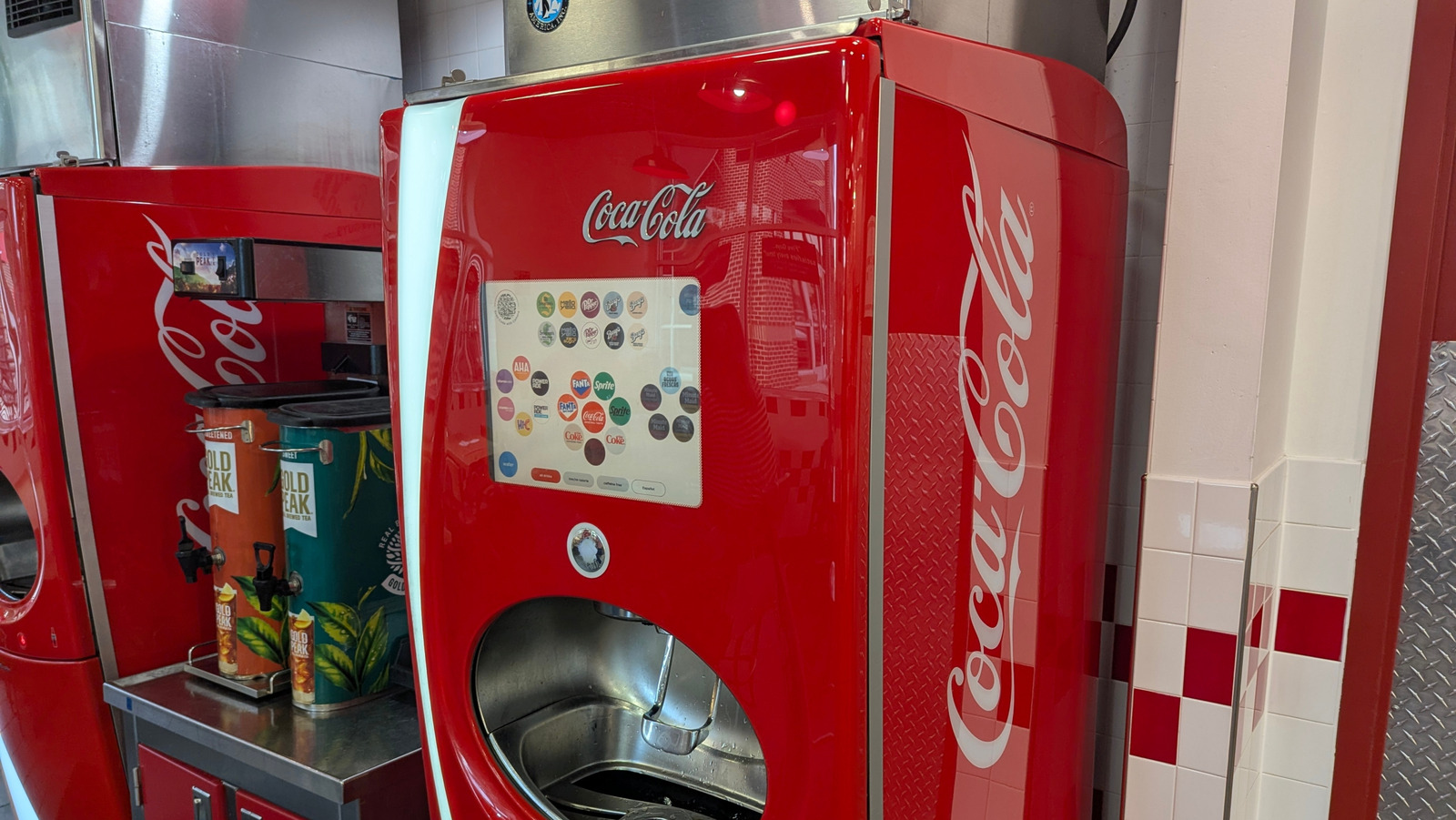 Mistakes Everyone Makes With Drinks From Coca-Cola Freestyle Machines