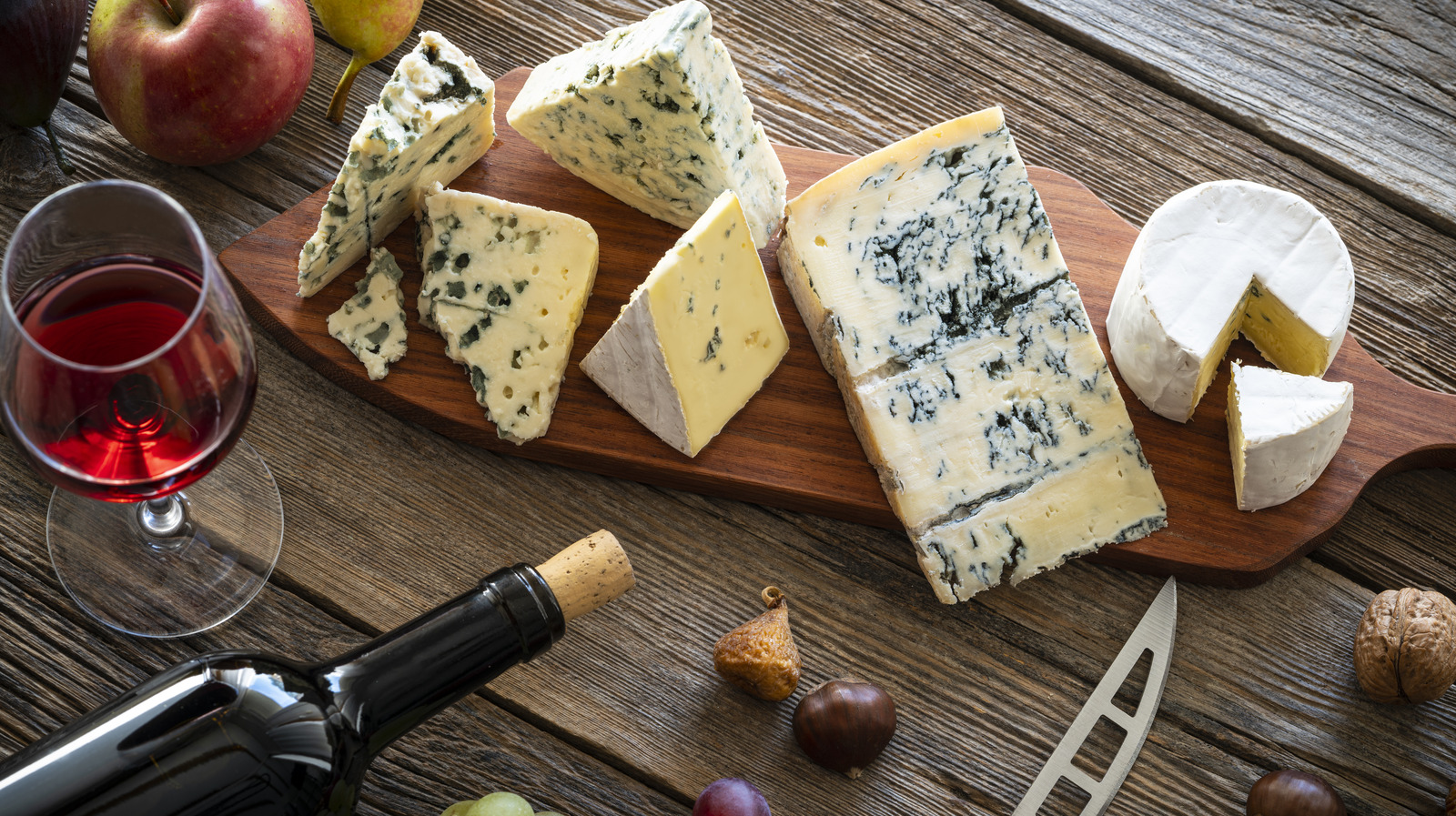 What Does Mold Do For Cheese?