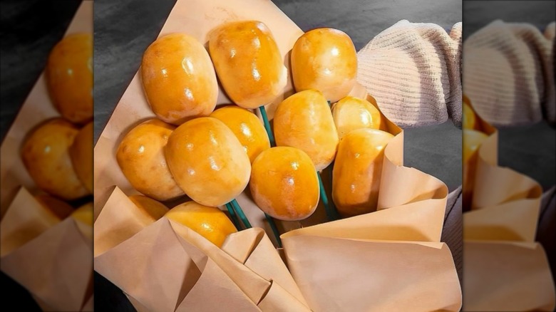 Forget Flowers — This Texas Roadhouse Trick Will Give You The Tastiest ...