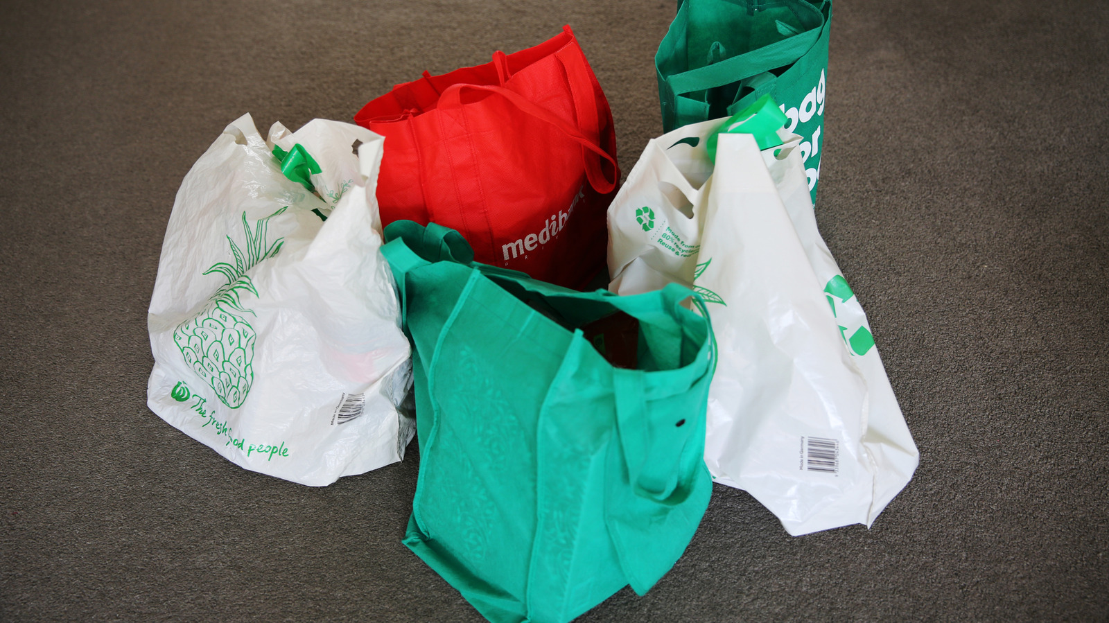 Reusable Grocery Bags Piling Up? Use Them To Conquer Your Freezer Mess ...