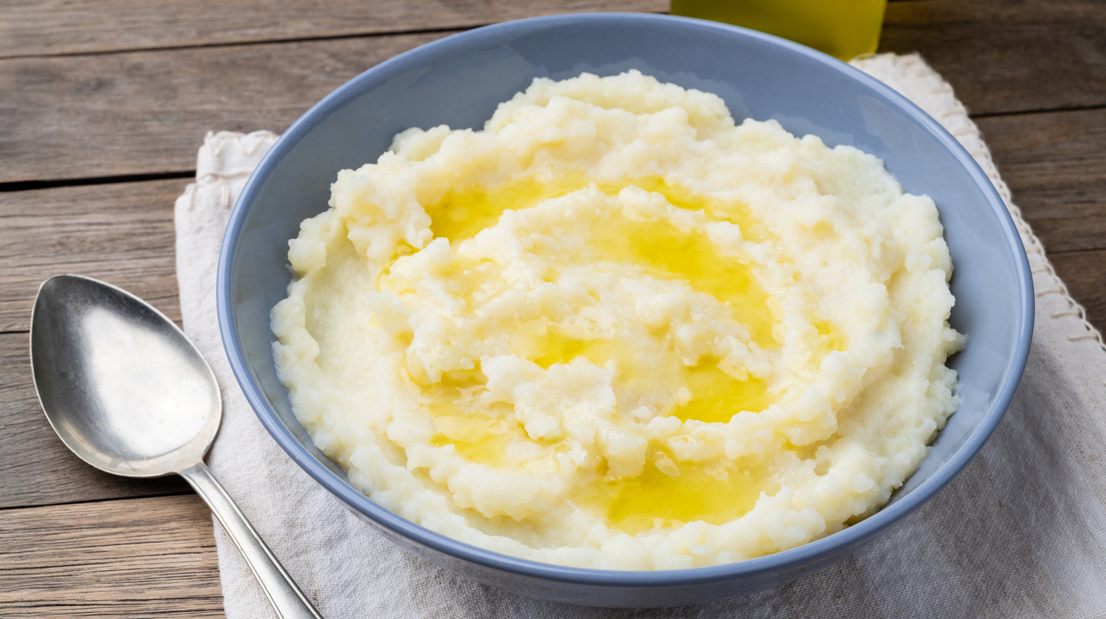 Skip The Butter And Give Mashed Potatoes A Flavor Upgrade With This ...
