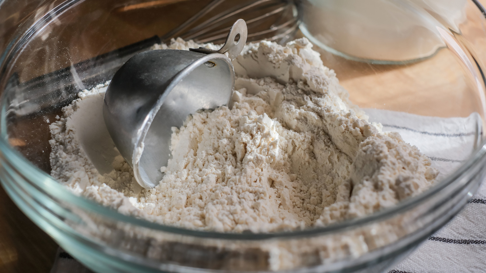 How To Measure Flour Like A Pro
