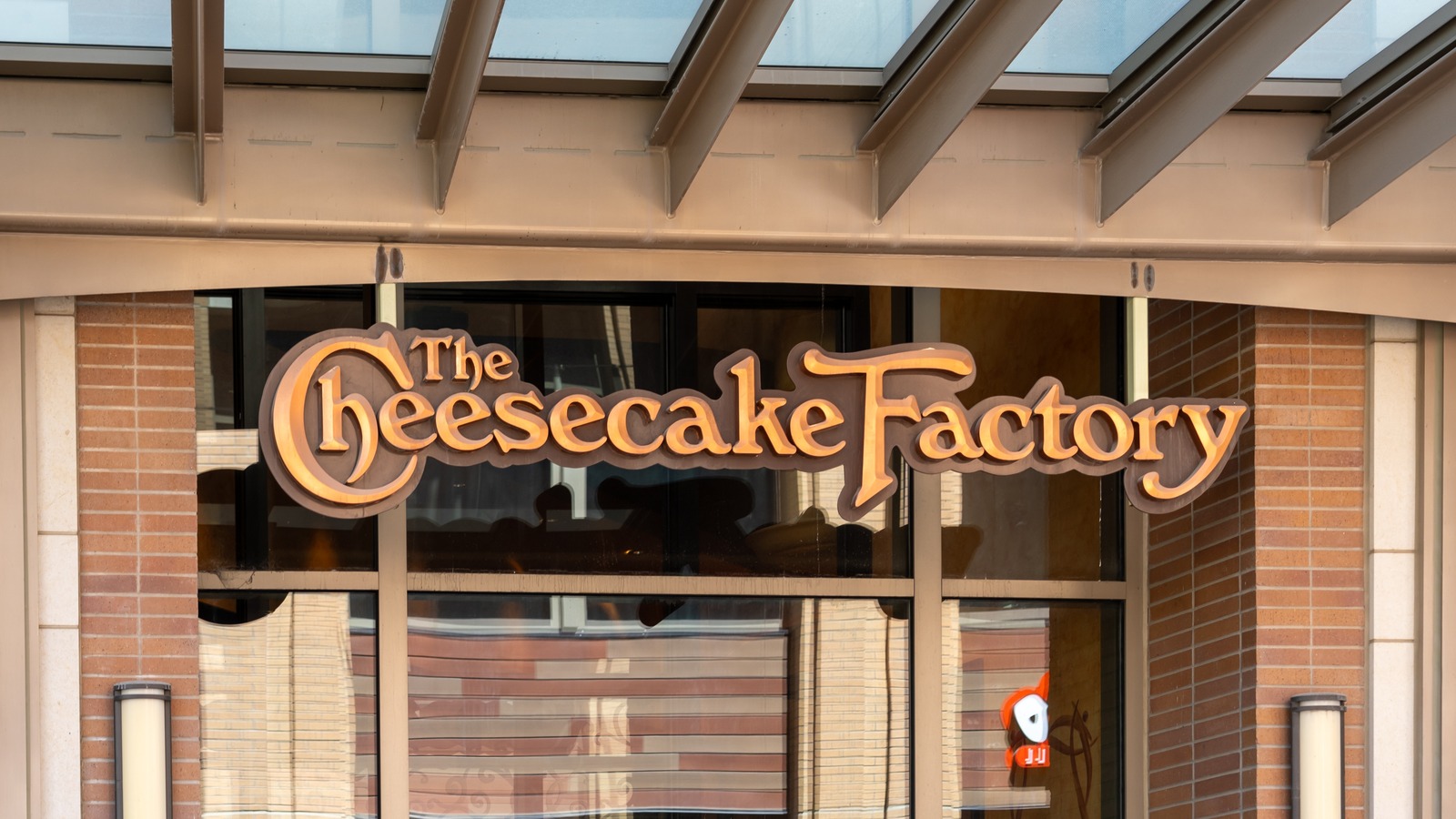 The 9 Best And 6 Worst Cheesecake Factory Menu Items