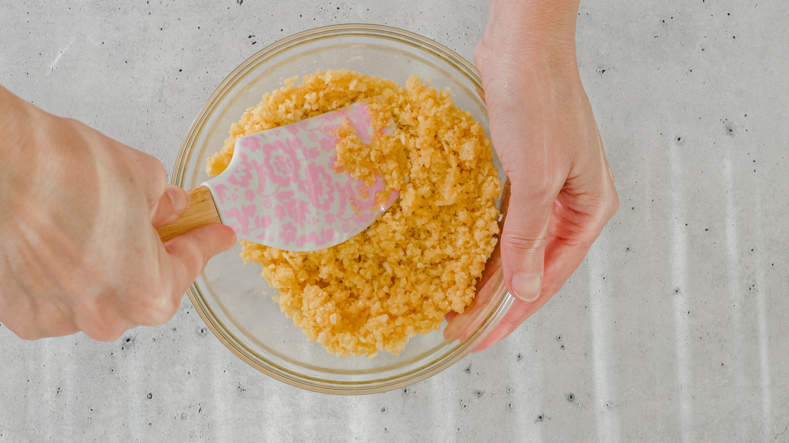 The Crispy Aldi Cookies That Make Perfect Pie Crusts