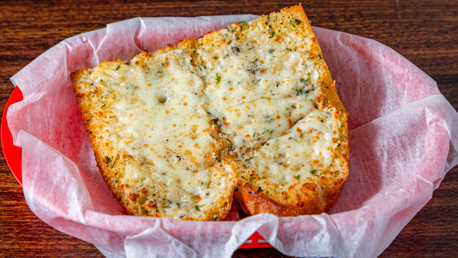The Garlic Bread Substitution You Should Always Order At Traditional ...