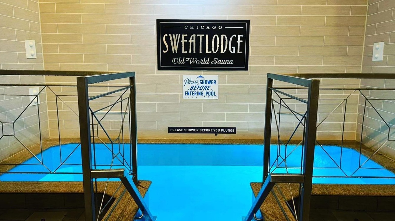 The Men-Only Illinois Restaurant That's Also A Sweat Lodge