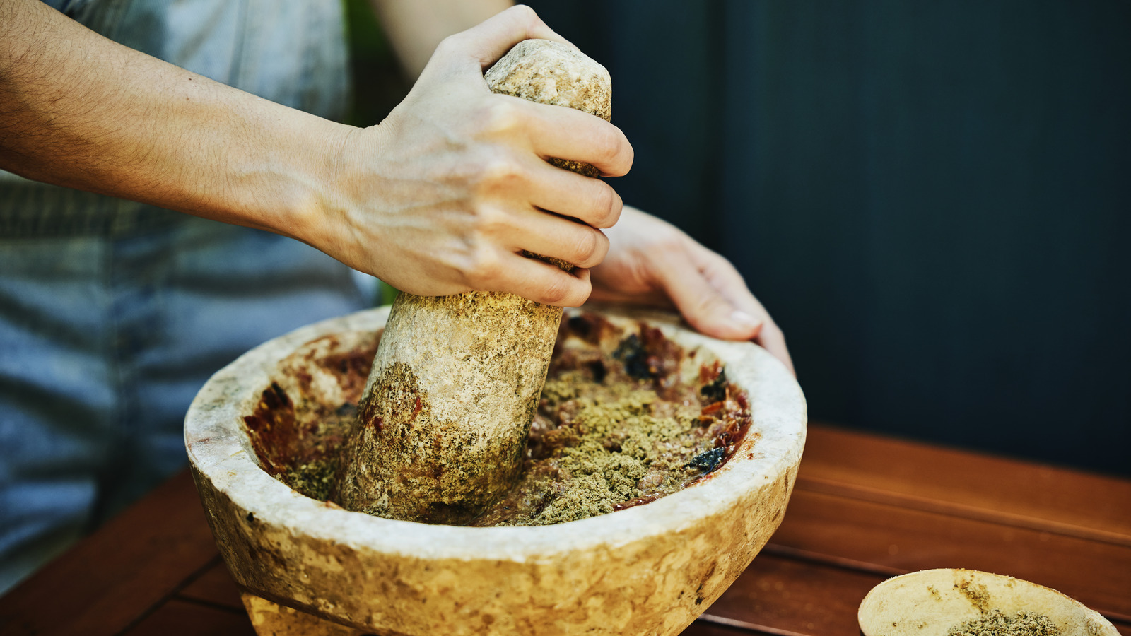 How To Season Your Brand New Mortar And Pestle