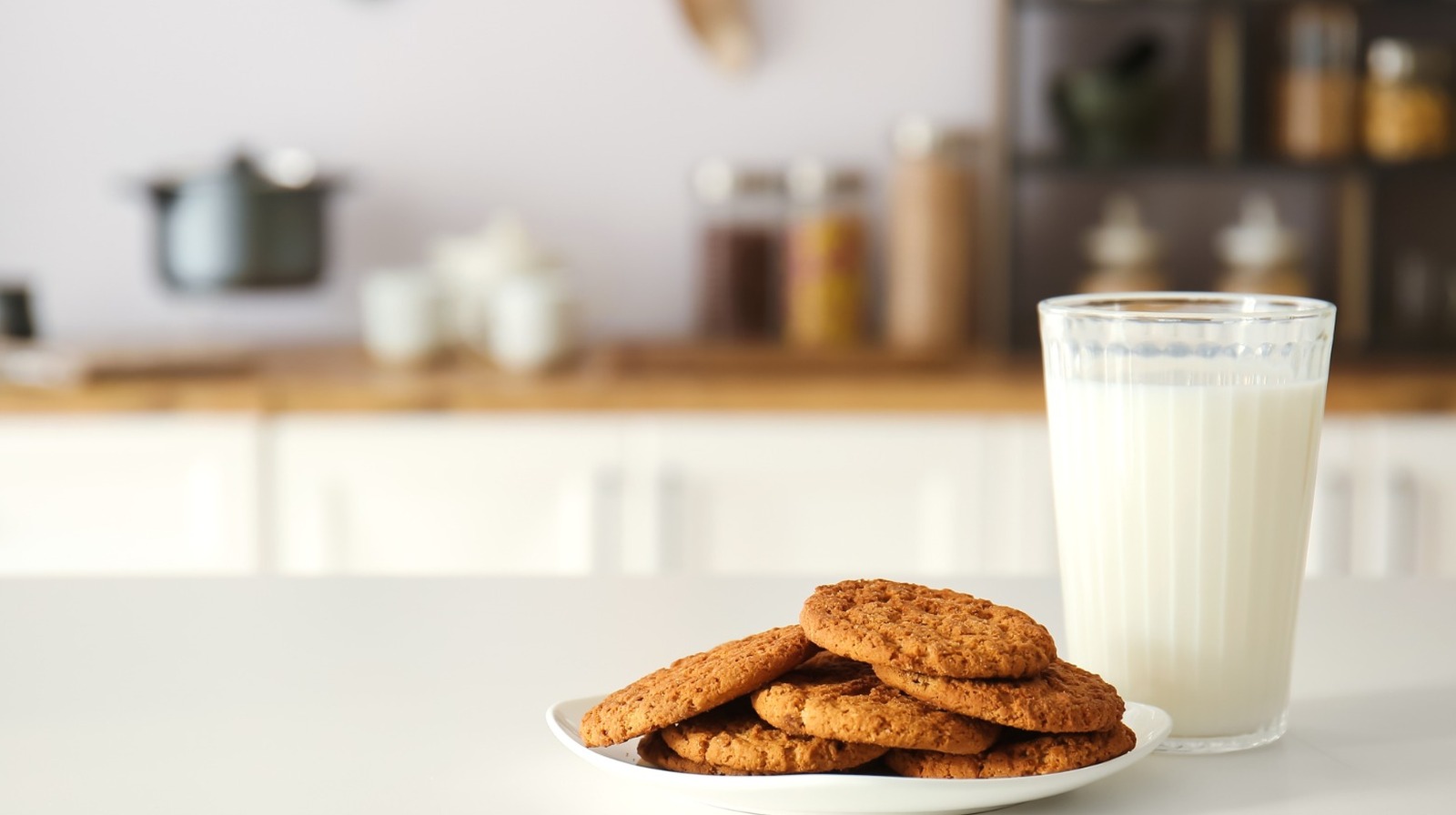 The Science Behind Why Milk Is The Best Pairing With Cookies