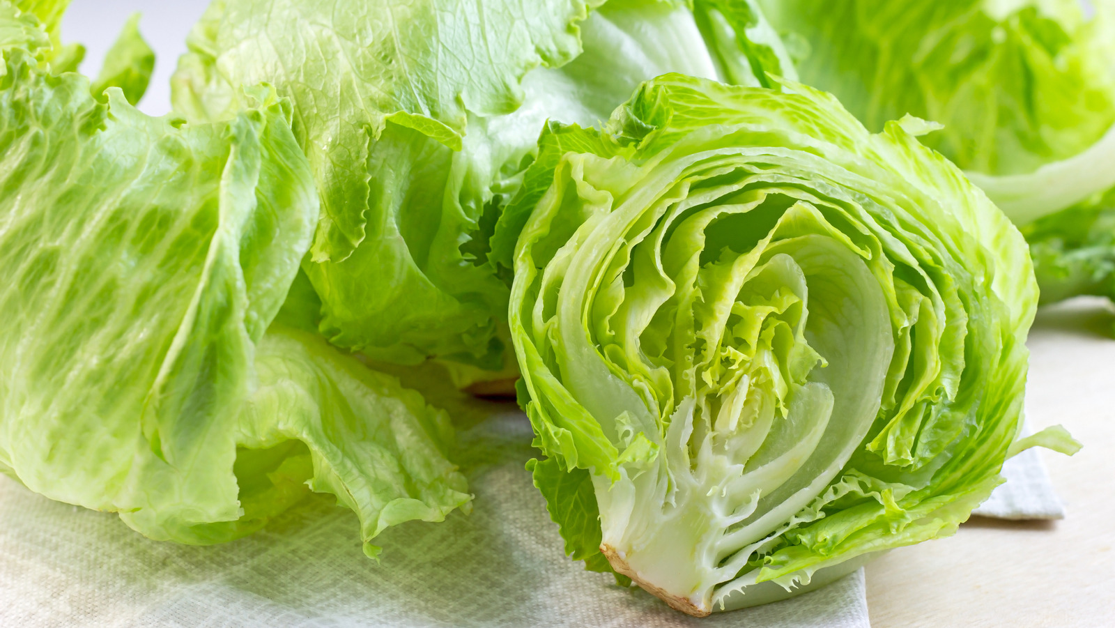 How To Easily Remove An Iceberg Lettuce Core