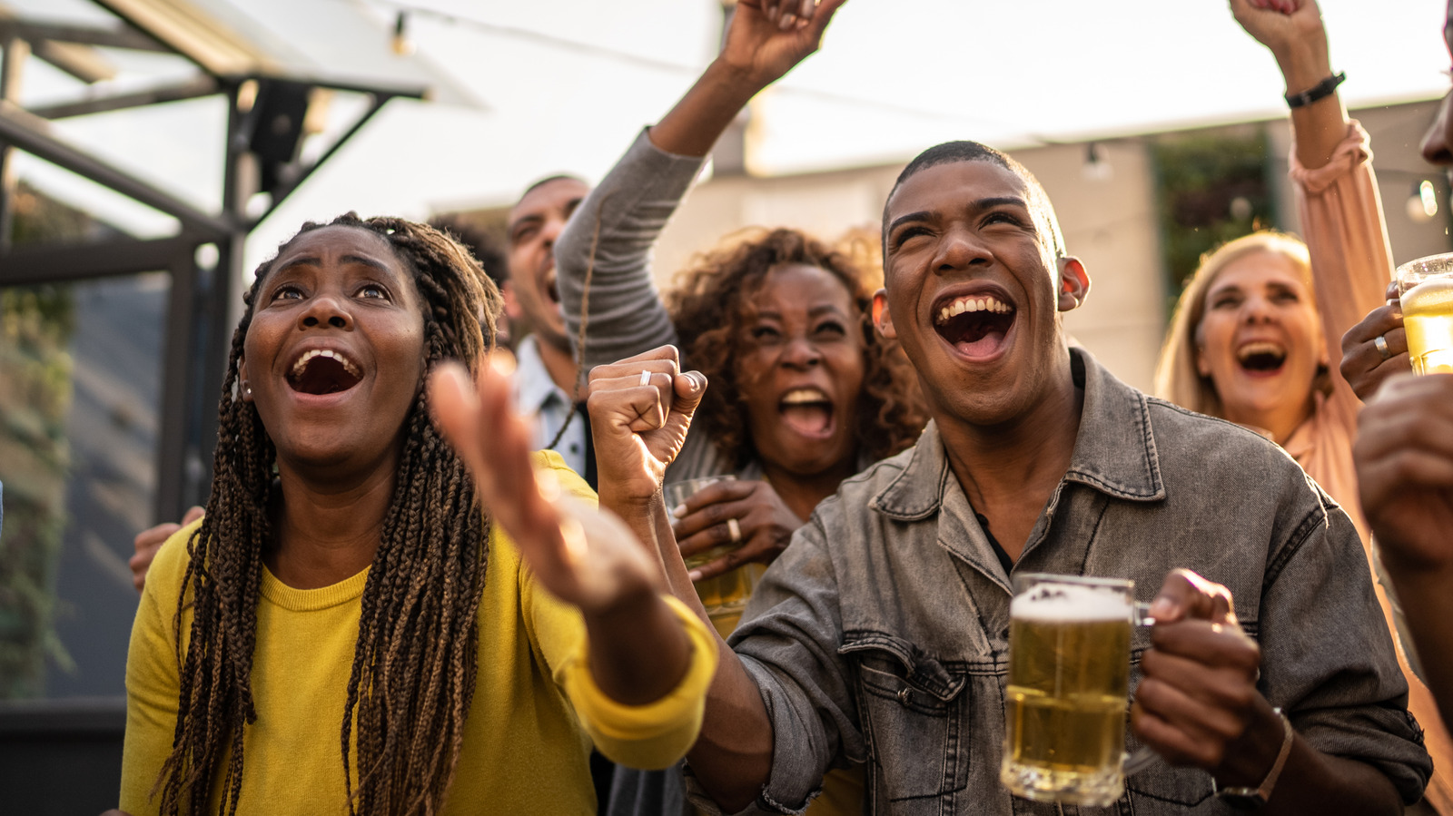 The Worst Super Bowl Beer Commercials Ever