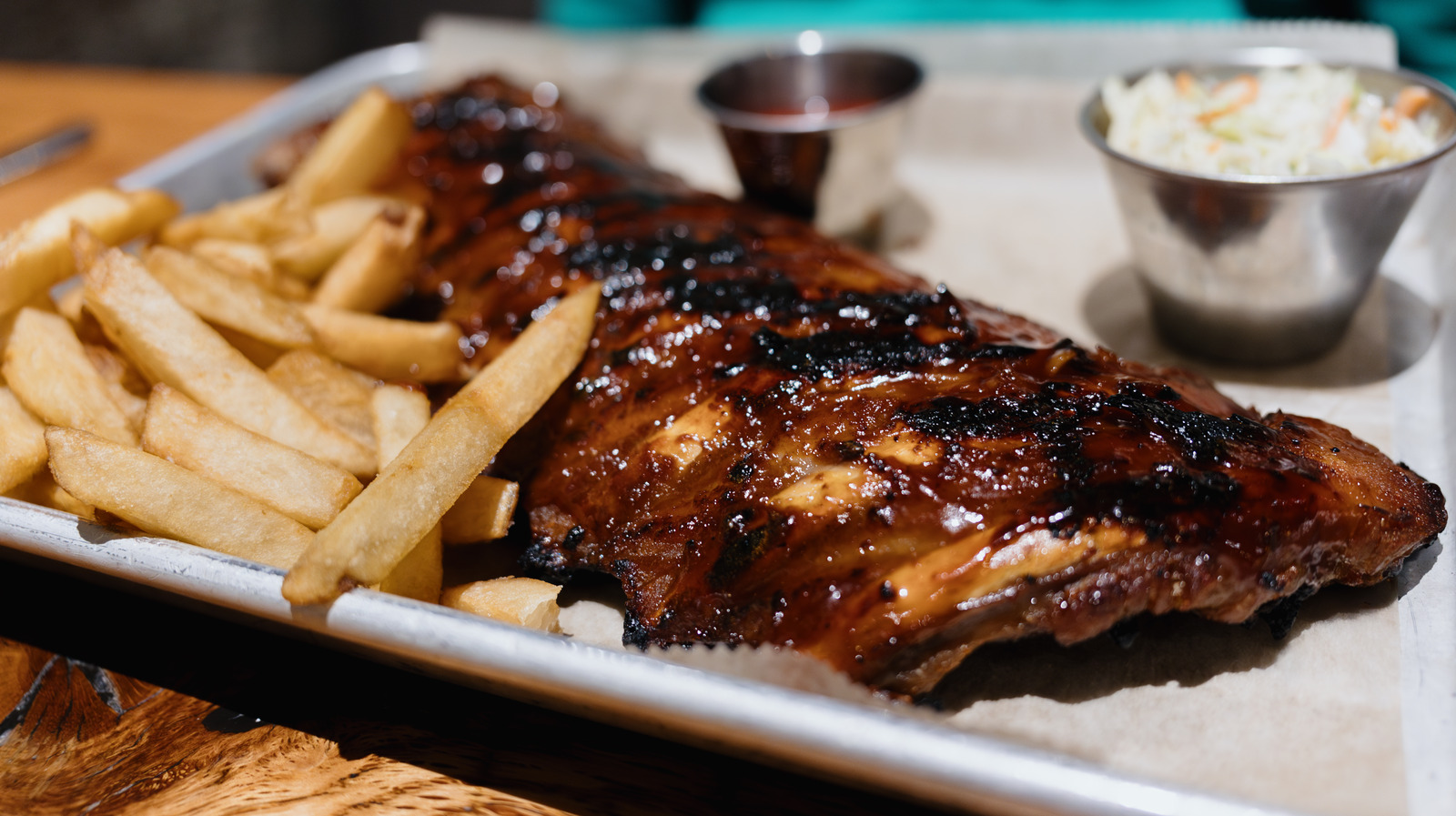 Watch Out For One Menu Red Flag When Dining At A BBQ Joint