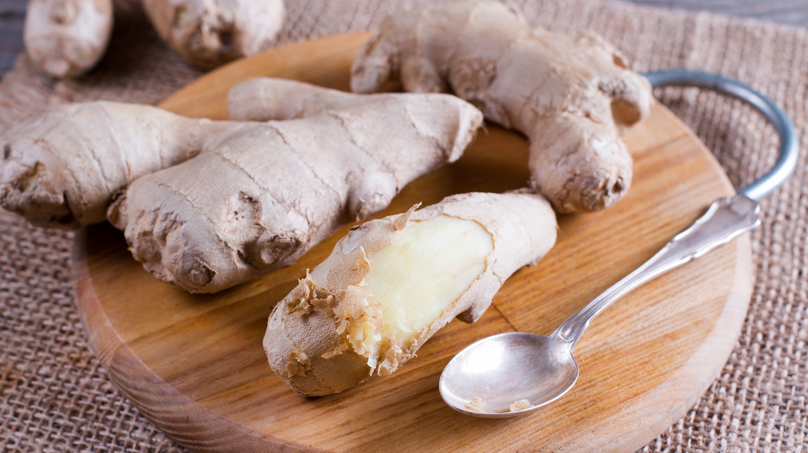 How To Peel Ginger Without A Knife